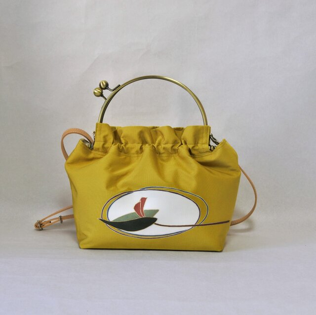 着物リメイク ポーチフレームのショルダーバッグ | iichi 日々の暮らしを心地よくするハンドメイドやアンティークのマーケットプレイス