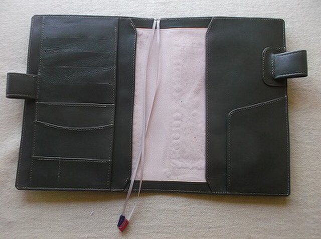 ほぼ日手帳カズン対応 A5サイズ手帳カバー レザー 刻印＆拭き染め | iichi 日々の暮らしを心地よくするハンドメイドやアンティークのマーケットプレイス