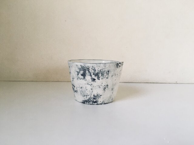 錆びた小屋の記憶18 | iichi 日々の暮らしを心地よくするハンドメイドやアンティークのマーケットプレイス