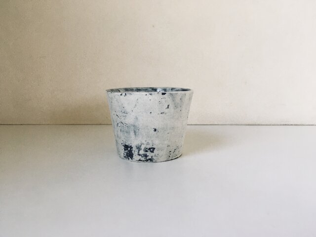 錆びた小屋の記憶21 | iichi 日々の暮らしを心地よくするハンドメイドやアンティークのマーケットプレイス