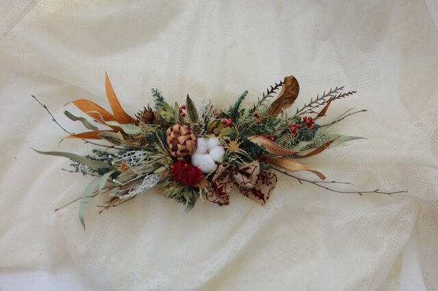 Protia's Christmas Horizontal Wreath | iichi 日々の暮らしを心地よくするハンドメイドやアンティークのマーケットプレイス