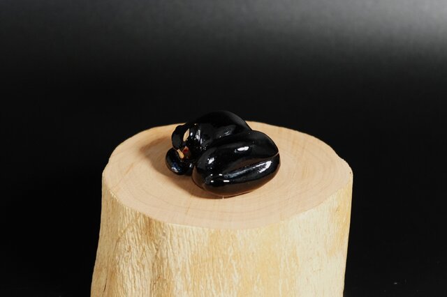 Makie Nemuri Neko-Blak Cat 003 (蒔絵 眠り猫 黒猫) | iichi 日々の暮らしを心地よくするハンドメイドやアンティークのマーケットプレイス