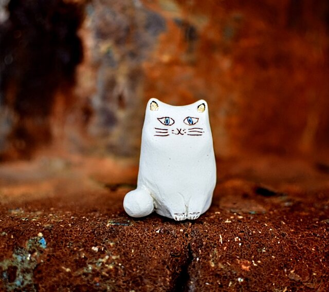 cat #241119 | iichi 日々の暮らしを心地よくするハンドメイドやアンティークのマーケットプレイス