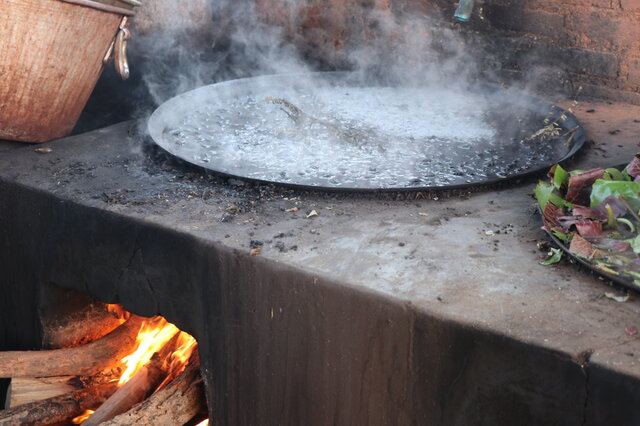 100%蓮糸(藕絲)Normal | iichi 日々の暮らしを心地よくするハンドメイドやアンティークのマーケットプレイス