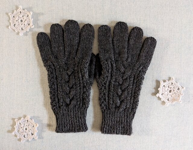 メリノウール手袋グレー(男性用M) | iichi 日々の暮らしを心地よくするハンドメイドやアンティークのマーケットプレイス