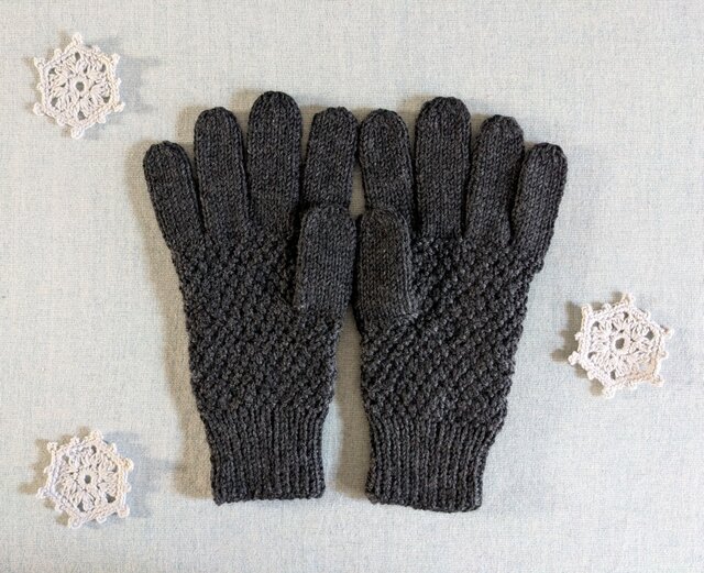 メリノウール手袋グレー(男性用M) | iichi 日々の暮らしを心地よくするハンドメイドやアンティークのマーケットプレイス