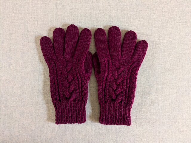 メリノウール100%手袋ボルドークレール色(女性用L) | iichi 日々の暮らしを心地よくするハンドメイドやアンティークのマーケットプレイス