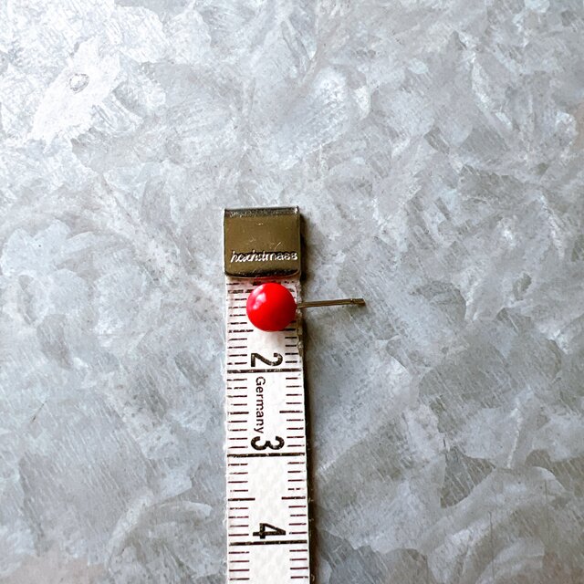 P536-ヴィンテージピアス U.S.A. 1980s Deadstock Red Colored Balls | iichi 日々の暮らしを ...