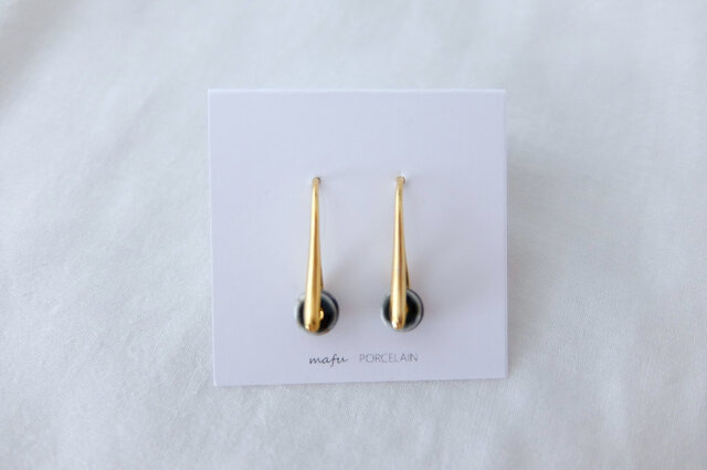 ピアス rond nuit/gold | iichi 日々の暮らしを心地よくするハンドメイドやアンティークのマーケットプレイス