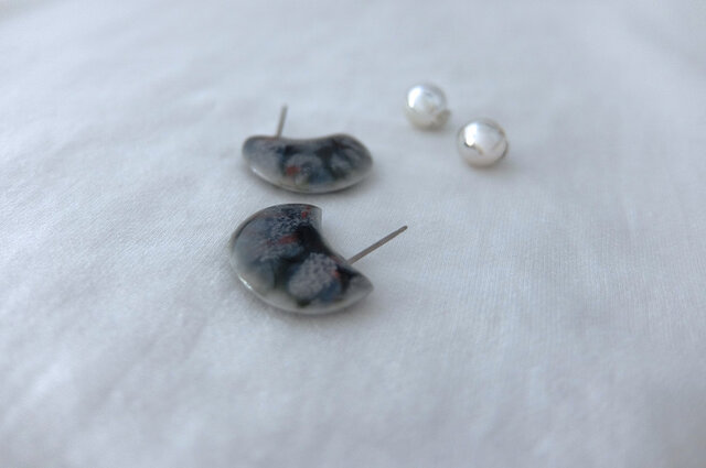 ピアス ship nuit | iichi 日々の暮らしを心地よくするハンドメイドやアンティークのマーケットプレイス