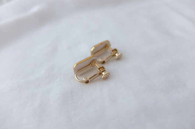 イヤリング rectangle/large nuit | iichi 日々の暮らしを心地よくするハンドメイドやアンティークのマーケットプレイス