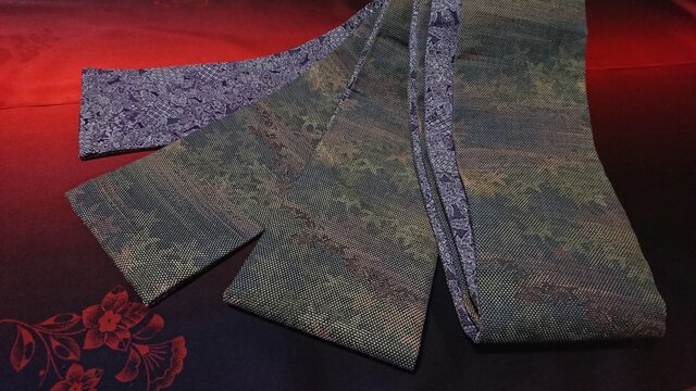 創作帯☆角帯 ぼかし紅葉に小紋柄 巾約11cm | iichi 日々の暮らしを心地よくするハンドメイドやアンティークのマーケットプレイス