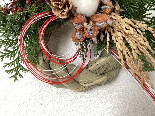 注連縄お正月飾り1 | iichi 日々の暮らしを心地よくするハンドメイドやアンティークのマーケットプレイス