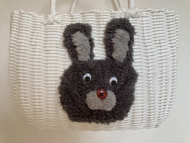 カゴバッグ ウサギ① | iichi 日々の暮らしを心地よくするハンドメイドやアンティークのマーケットプレイス