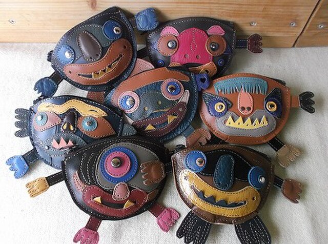 モンスターコインケース 妖怪小銭入れ レザーパッチワーク | iichi 日々の暮らしを心地よくするハンドメイドやアンティークのマーケットプレイス