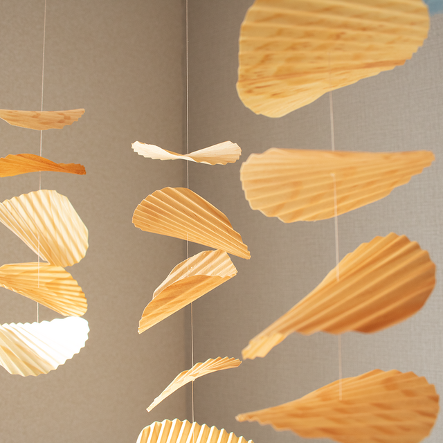 ギザギザポテチのモビール トリプル「Flying Potachi GIZAGIZA triple」 | iichi 日々の暮らしを心地よくするハンドメイドやアンティークのマーケットプレイス