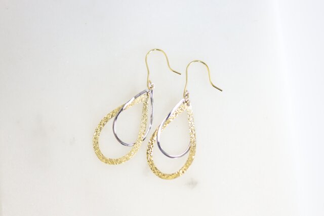 18kアンティークピアス | iichi 日々の暮らしを心地よくするハンドメイドやアンティークのマーケットプレイス