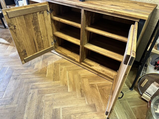 大特価セール 在庫あり 特別価格 即納 Hotaru キッチンカウンター キャビネット 棚 カウンター 男前家具 | iichi 日々の暮らしを心地よくするハンドメイドやアンティークの ...