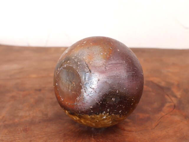 備前焼 一輪差し(たま) h2-117 | iichi 日々の暮らしを心地よくするハンドメイドやアンティークのマーケットプレイス