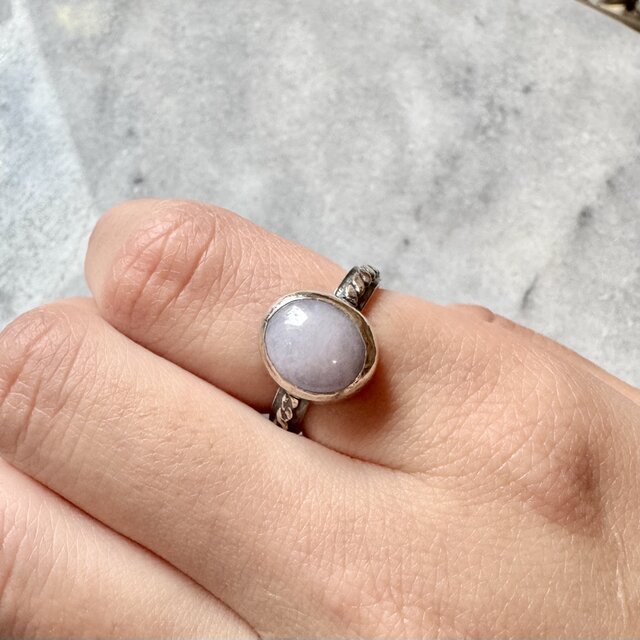 ラベンダー翡翠 シルバーリング 12号 | iichi 日々の暮らしを心地よくするハンドメイドやアンティークのマーケットプレイス