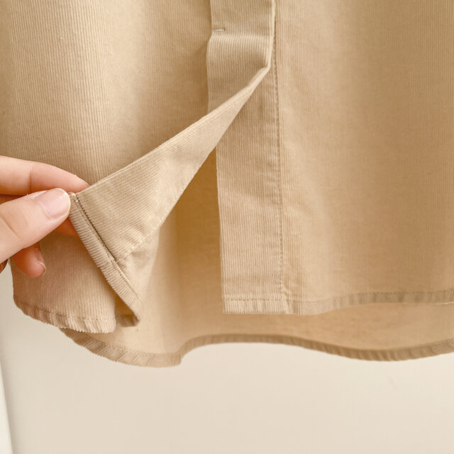 ★サンプルセール 1点のみ★ 025 コーデュロイシャツ 長袖シャツ ベージュ | iichi 日々の暮らしを心地よくするハンドメイドやアンティークのマーケットプレイス