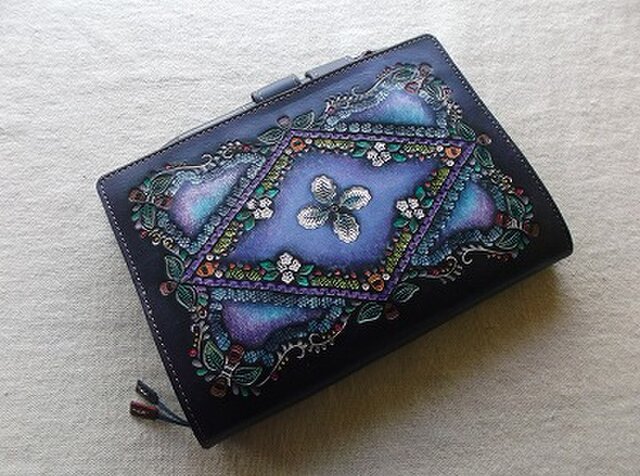 ほぼ日手帳仕様 B6サイズレザー手帳カバー 刻印＆拭き染め | iichi 日々の暮らしを心地よくするハンドメイドやアンティークのマーケットプレイス