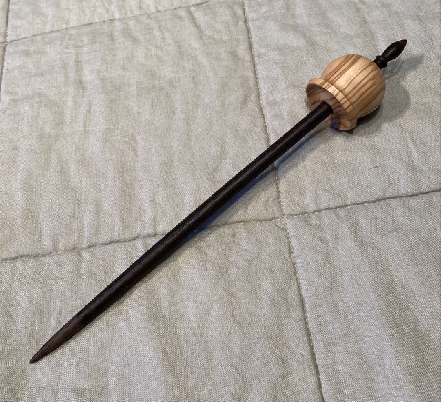 サポートスピンドル オリーブの木 2025-8 | iichi 日々の暮らしを心地よくするハンドメイドやアンティークのマーケットプレイス