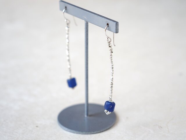 -Pyu beads- long pierce | iichi 日々の暮らしを心地よくするハンドメイドやアンティークのマーケットプレイス