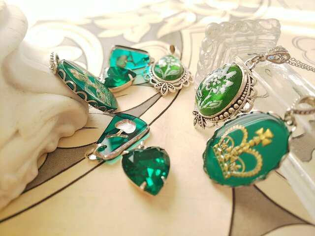 *福袋2025年＊ Green系②パッケージ | iichi 日々の暮らしを心地よくするハンドメイドやアンティークのマーケットプレイス