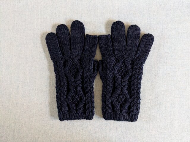Navyblue メリノウール100%スマホ対応手袋(男性用M) | iichi 日々の暮らしを心地よくするハンドメイドやアンティークのマーケットプレイス
