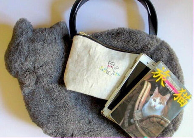 三毛猫ネコバッグ＊エコファー | iichi 日々の暮らしを心地よくするハンドメイドやアンティークのマーケットプレイス