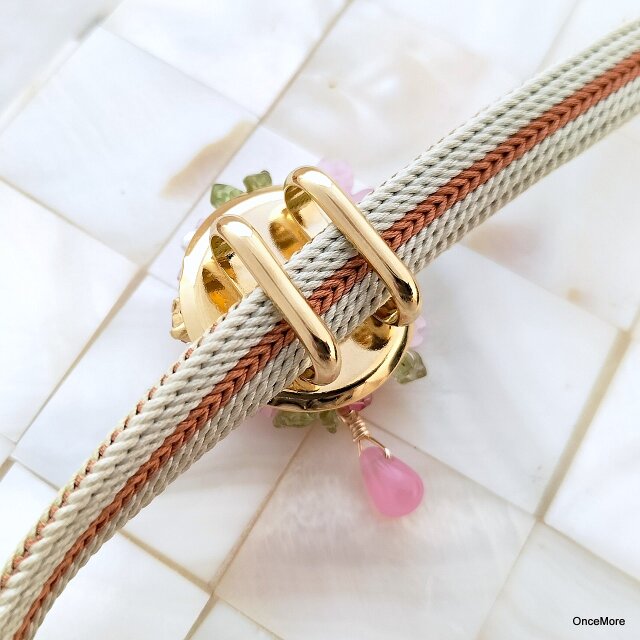 桜の帯留め小枝Ver.（C） | iichi 日々の暮らしを心地よくするハンドメイドやアンティークのマーケットプレイス