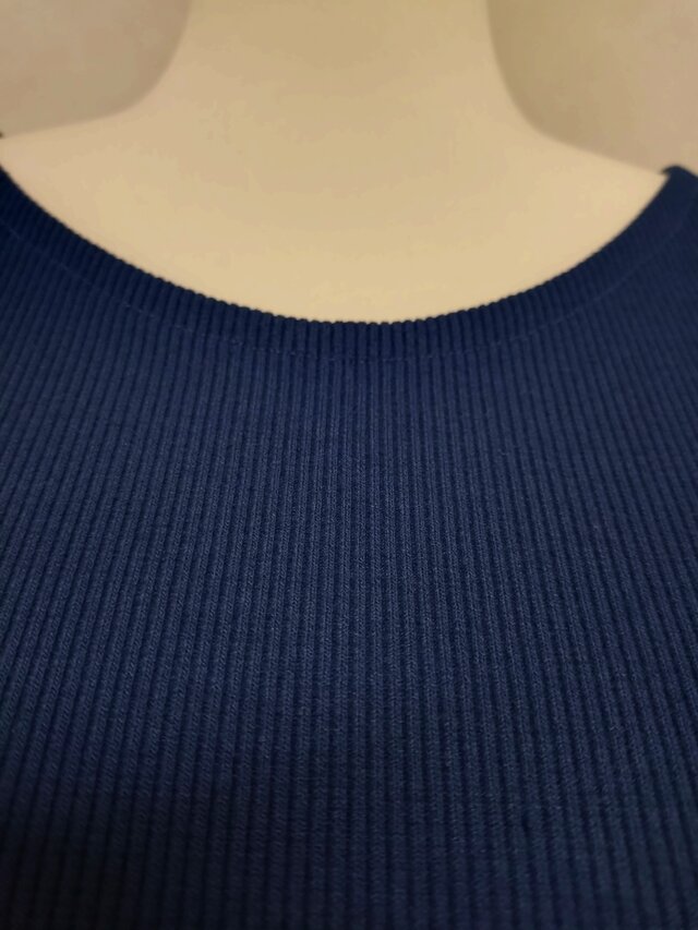 青い爽やかフレアーチュニック。BLF-337 | iichi 日々の暮らしを心地よくするハンドメイドやアンティークのマーケットプレイス