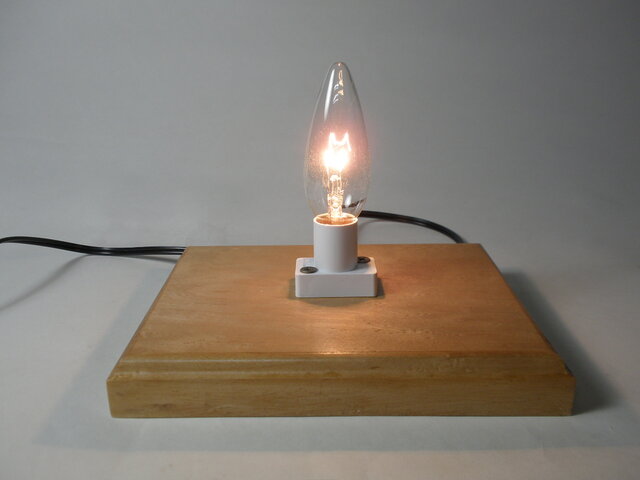 ステンドグラス用 ランプベース 1815 | iichi 日々の暮らしを心地よくするハンドメイドやアンティークのマーケットプレイス