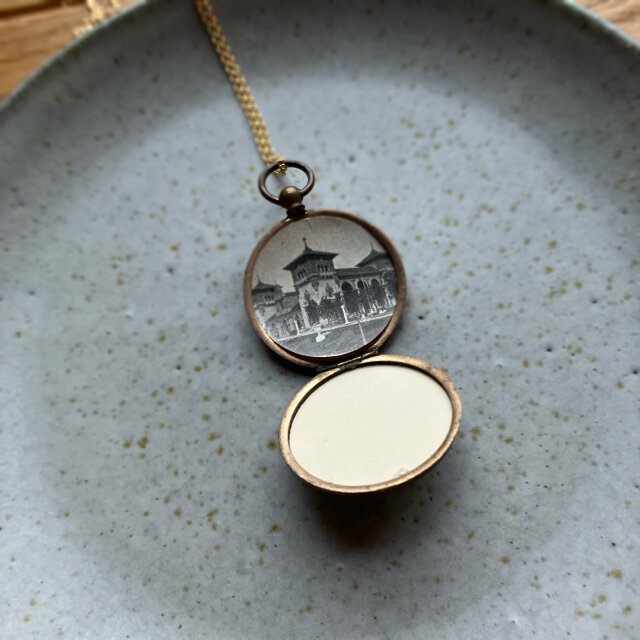 004 アンティーク パンアメリカ博覧会ロケット | iichi 日々の暮らしを心地よくするハンドメイドやアンティークのマーケットプレイス