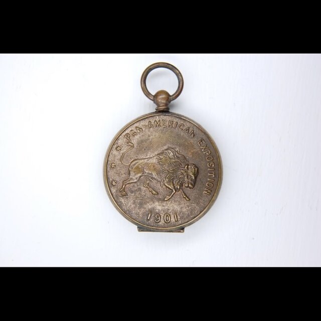 004 アンティーク パンアメリカ博覧会ロケット | iichi 日々の暮らしを心地よくするハンドメイドやアンティークのマーケットプレイス