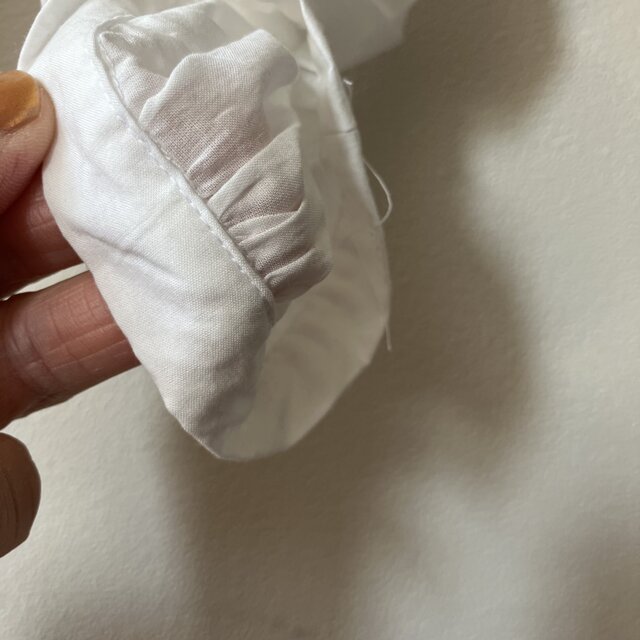 ふんわりホワイトのブラウス（0-to-138) | iichi 日々の暮らしを心地よくするハンドメイドやアンティークのマーケットプレイス