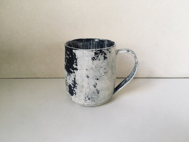 錆びた風合いのマグカップ【71】 | iichi 日々の暮らしを心地よくするハンドメイドやアンティークのマーケットプレイス