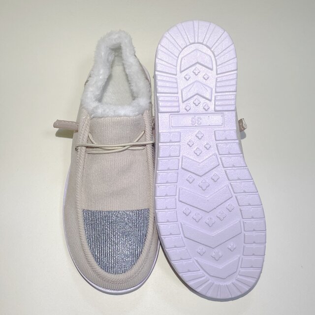 軽量！コーデュロイ配色ボアスリッポン(ベージュ ×シルバー)23.0cm〜26.5cm | iichi 日々の暮らしを心地よくするハンドメイドやアンティークのマーケットプレイス