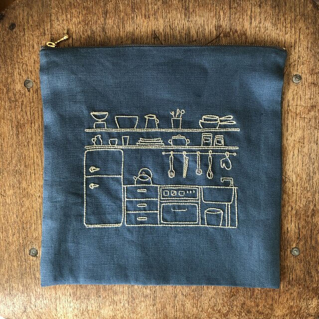 大判ポーチ25㎝かける24㎝ | iichi 日々の暮らしを心地よくするハンドメイドやアンティークのマーケットプレイス