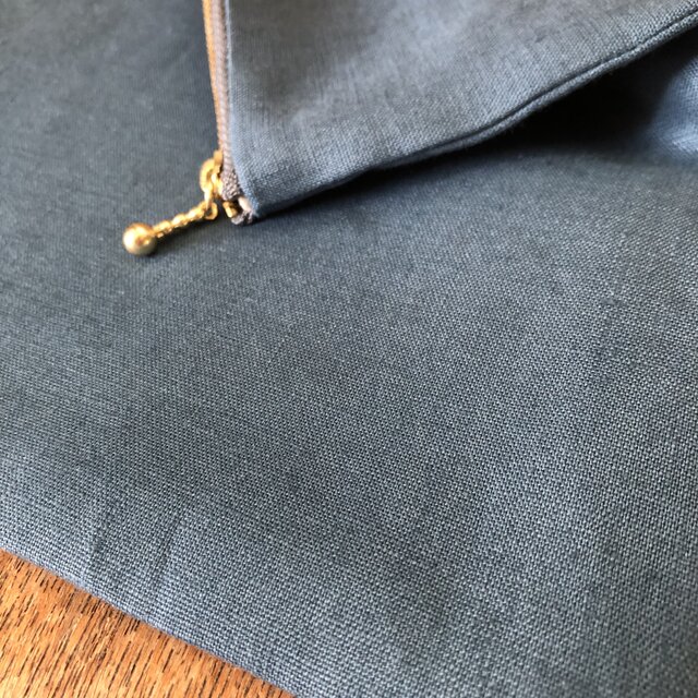 大判ポーチ25㎝かける24㎝ | iichi 日々の暮らしを心地よくするハンドメイドやアンティークのマーケットプレイス