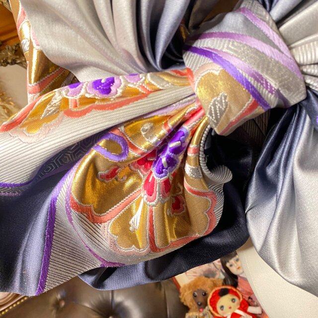 和洋折衷 2部式作り帯 袋帯リメイク｜シルバーとネイビーはモダンで洗練された印象を与え紫や金 2B-22 | iichi 日々の暮らしを心地よくするハンドメイドやアンティークのマーケットプレイス