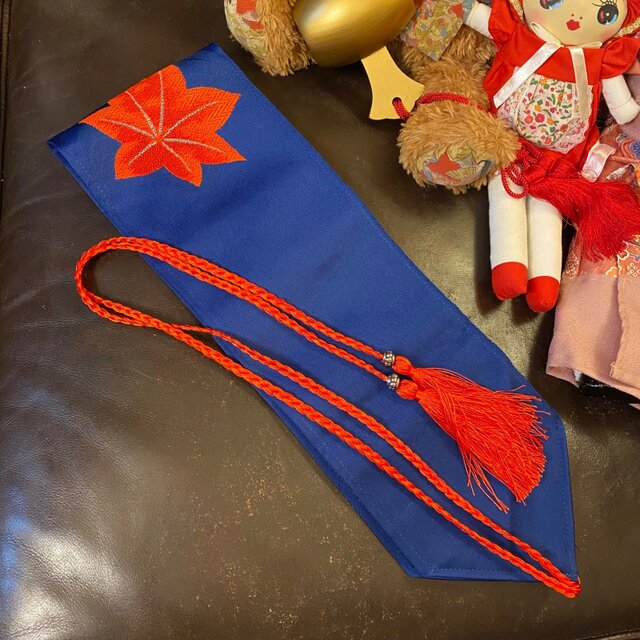 着物 ワンピース リメイク 帯 和洋折衷 夜空に舞い散る星々の優美さを放つような深いブルーに繊細な桜の葉の模様 KW-656 | iichi 日々の暮らしを心地よくするハンドメイドや ...