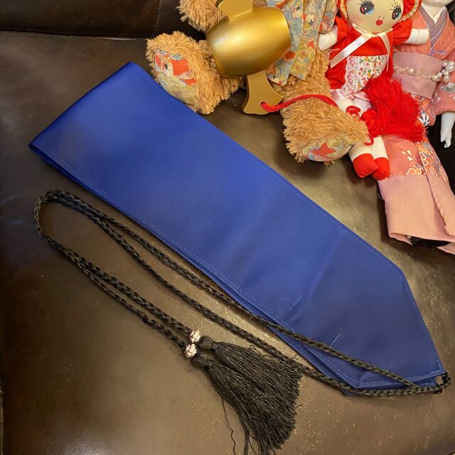 着物リメイク ワンピース ドレス 帯 和洋折衷 淡い青みがかったグレーの地に、繊細な波模様が織りなす静謐な美しさ KW-688 | iichi 日々の暮らしを心地よくするハンドメイドや ...