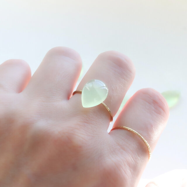 春色新作 ミントグリーンカルセドニー 大粒 フリーリング フリーサイズ --Minto drop-- | iichi 日々の暮らしを心地よくするハンドメイドやアンティークのマーケットプレイス