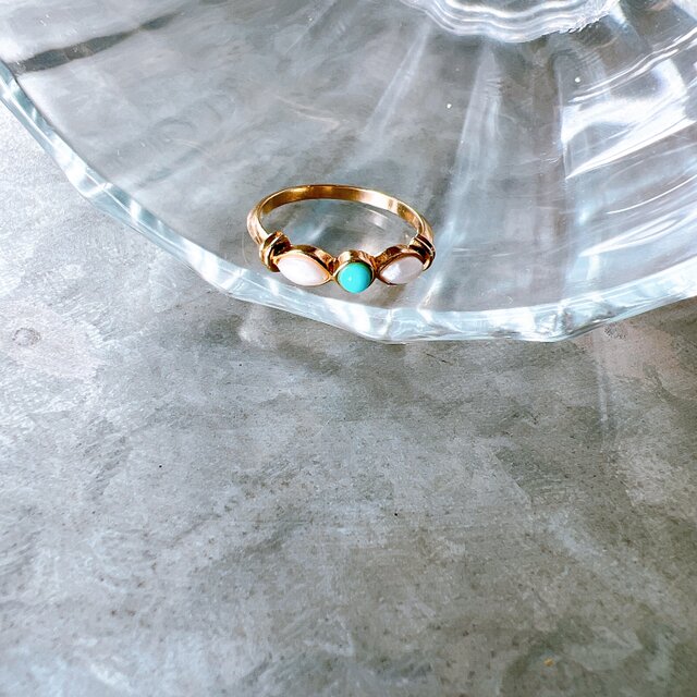 RA79-【 AVON 】エイボン・ヴィンテージリング 1980s “TURQUOISE IMPRESSIONS ” | iichi 日々の暮らしを心地よくするハンドメイドやアンティークの ...