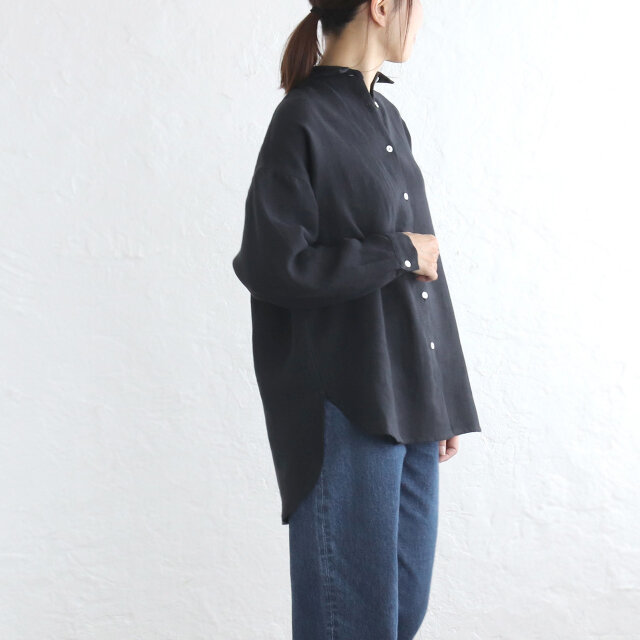柔らかな リネン シャツブラウス （ネイビーブラック）TP18 | iichi 日々の暮らしを心地よくするハンドメイドやアンティークのマーケットプレイス