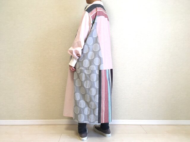 ゆったりシャツワンピ003 / グレーとピンクのコピー | iichi 日々の暮らしを心地よくするハンドメイドやアンティークのマーケットプレイス