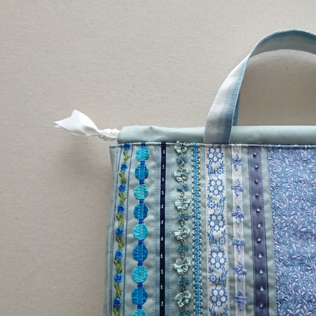 FRANCE RIBBON KINCHAKU MINI TOTE [light blue] | iichi 日々の暮らしを心地よくするハンドメイドやアンティークのマーケットプレイス