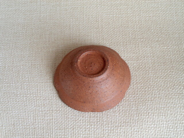 輪花小鉢（紅梅h） | iichi 日々の暮らしを心地よくするハンドメイドやアンティークのマーケットプレイス